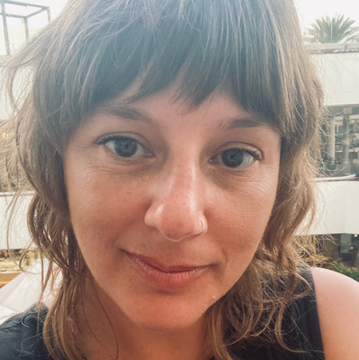 Laura Nee | Senior copywriter and strategist in London | YunoJuno