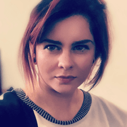 Hannah Mac | Integrated graphic designer in London | YunoJuno