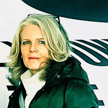 Sarah Burrell | Senior art director and designer | YunoJuno
